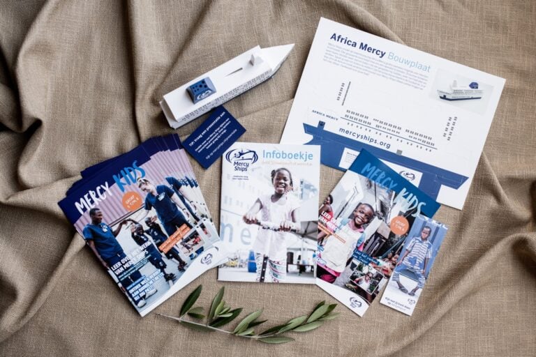 Vraag het Mercy Ships Spreekbeurtpakket aan - Mercy Ships Nederland